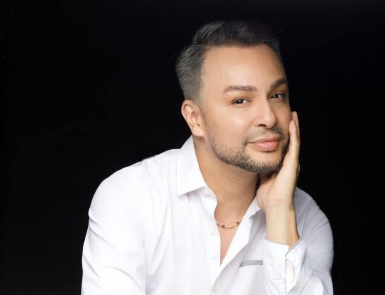 Fallece el conocido maquillista, Ángel Rafael, tras larga lucha contra ...